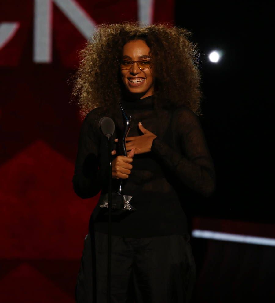 Solange returns to Twitter after quitting over racism | Young Hollywood
